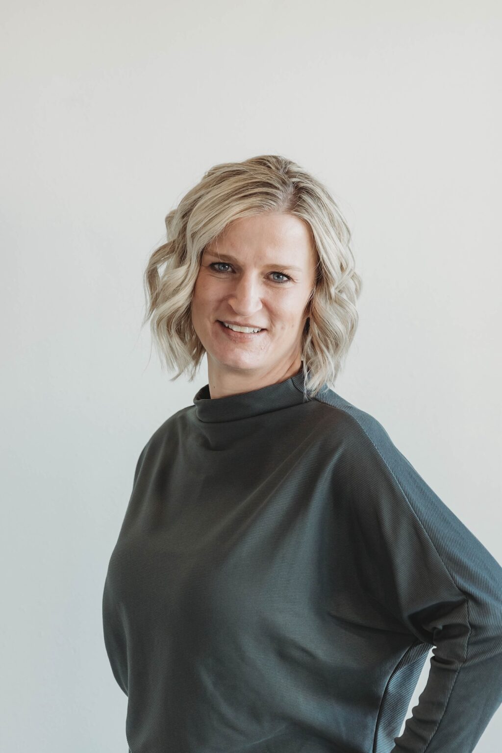 Meet Our Experts and Aestheticians | Total Skin
